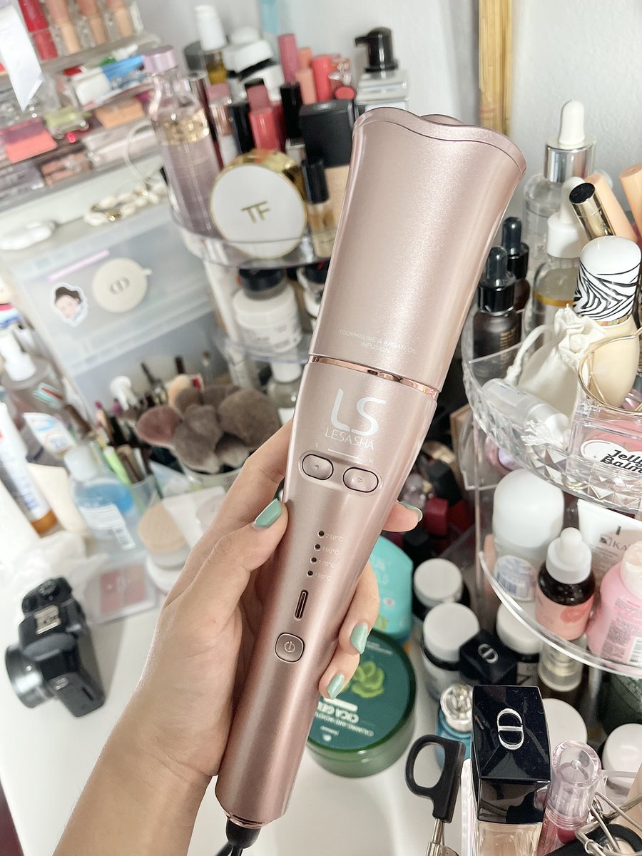 cloudysstory ꕀ on Twitter: "ม้วนผมไปแล้ว 3 วันยังไม่คลายเลยยยย เป็นเครื่องม้วนผมที่รักมากกกก ตัว ...