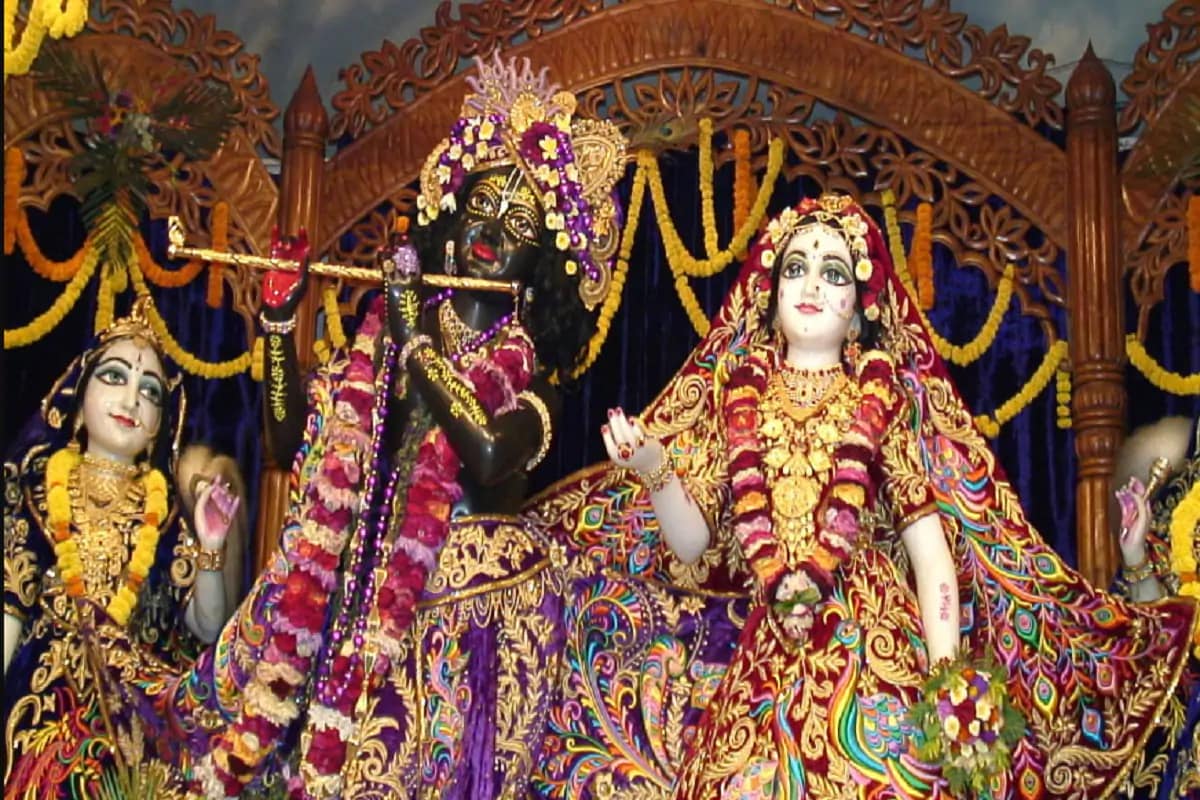 𝙃𝙤𝙡𝙞 𝙬𝙞𝙩𝙝 𝙆𝙧𝙞𝙨𝙝𝙣𝙖: It's finally that time of the year when Krishna ...