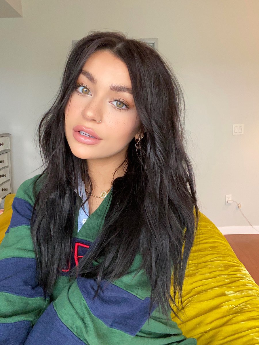 Andrea Russett Eyebrows