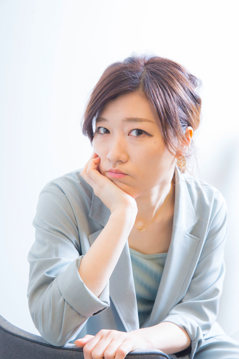 3月30日火発売 月刊エンタメ 5月号 には、日向坂46の齊藤京子さんとの番組がスタートする ヒコロヒー さんが登場! 春ドラマ