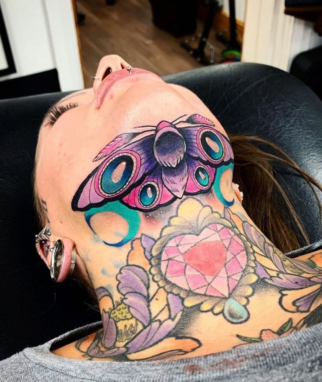 Bec Chin Tattoos Tattoos By Alan Hindes Half Tiger Face On The Front