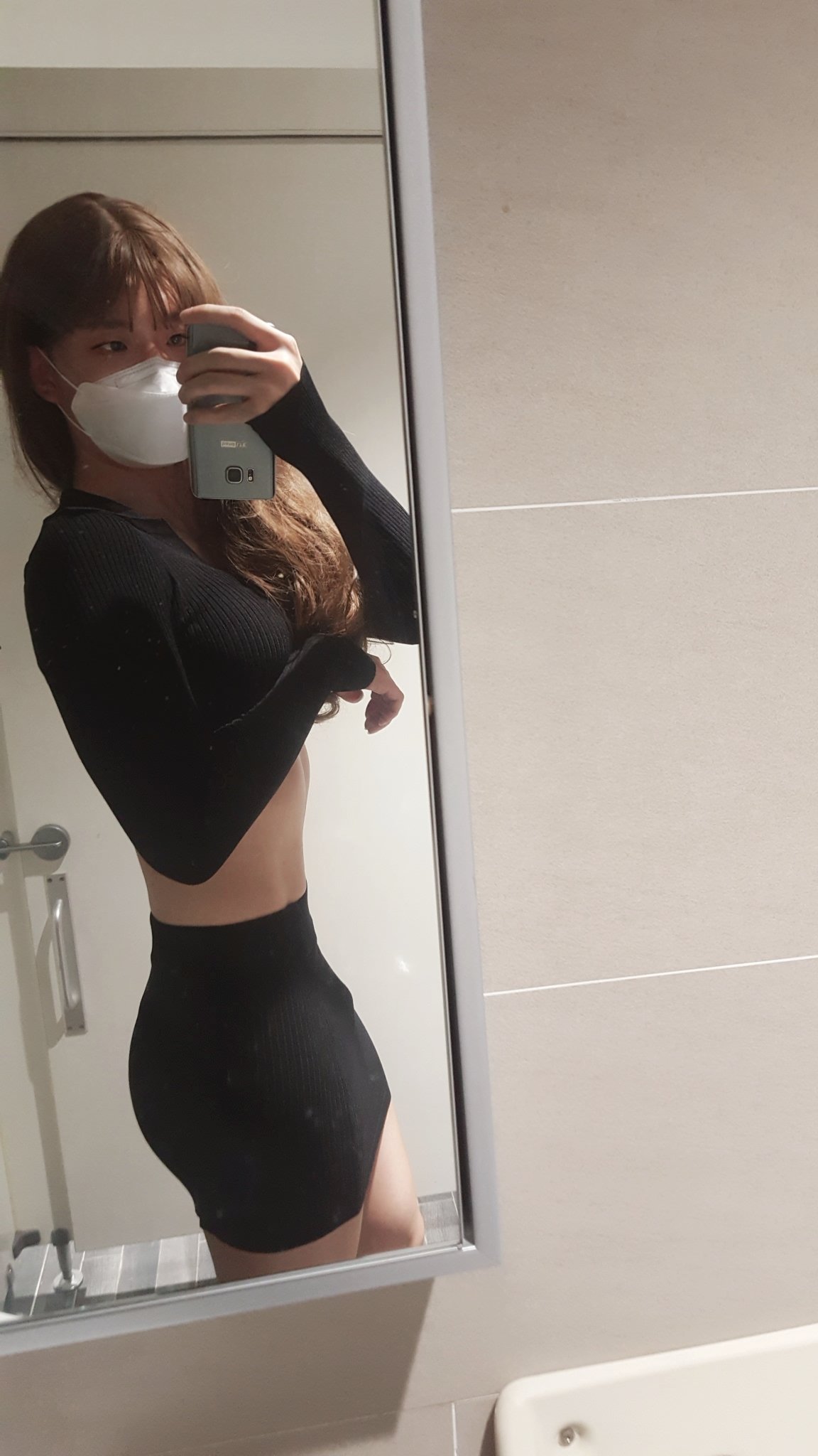 일기장 On Twitter 사기전 예상 핏위 2장 모델핏 내가 입은 후 핏아래 2장 이거 왜이래 시디 여장 Lcvyyye4wu
