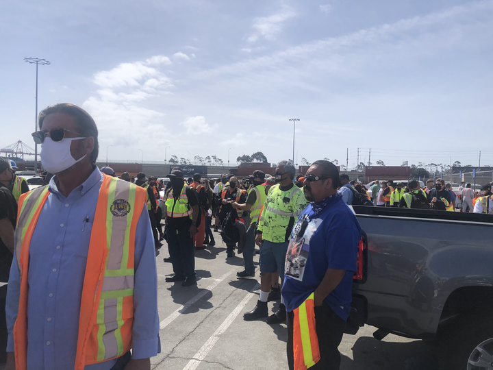 HAPPENING NOW: In a historic walk-off, #Teamsters and ILWU Local 63 ...