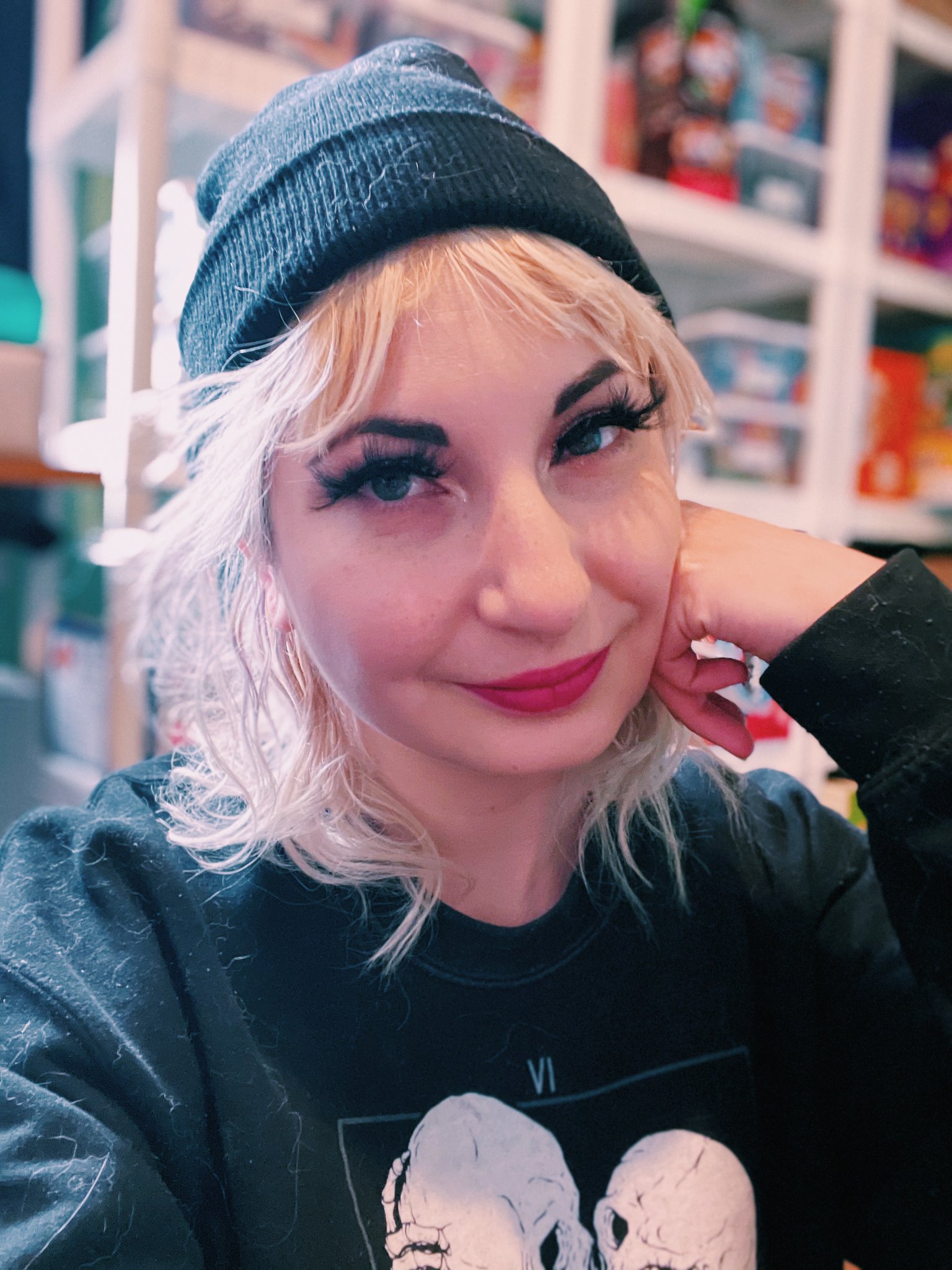 TW Pornstars - Rhiannon Flora 🦇 Send Love Letters. Twitter. & hi ...