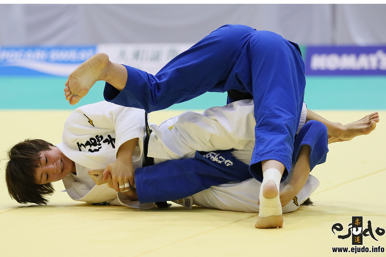 eJudo編集長 古田 英毅 on Twitter: "[速報]48kg級角田夏実が圧勝V、超級は冨田若春が制す／2021年全日本選抜柔道体重別選手権大会第1日 ※写真は48kg級決勝、角田 ...