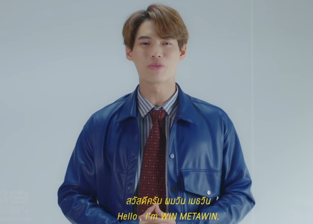 Good on Twitter: "BrightWin AU ** 💌 LOVE INSURANCE 💌** Bright mulai merasa risih saat dirinya ...