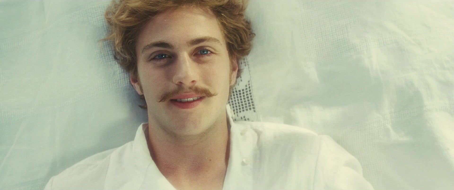 Aaron Taylor Johnson Vronsky