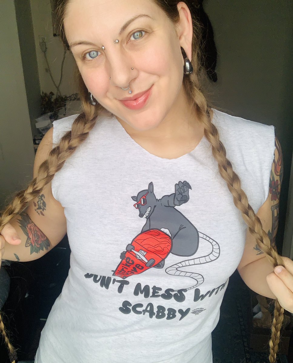 Kim Kelly's Instagram, Twitter & Facebook on IDCrawl