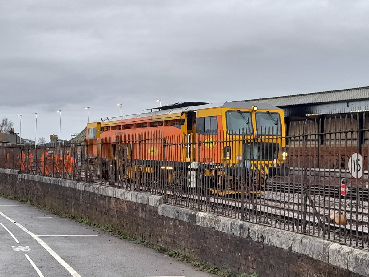 Colas Rail UK Christmas Works Review: Battersea Pier Junction | Colas ...