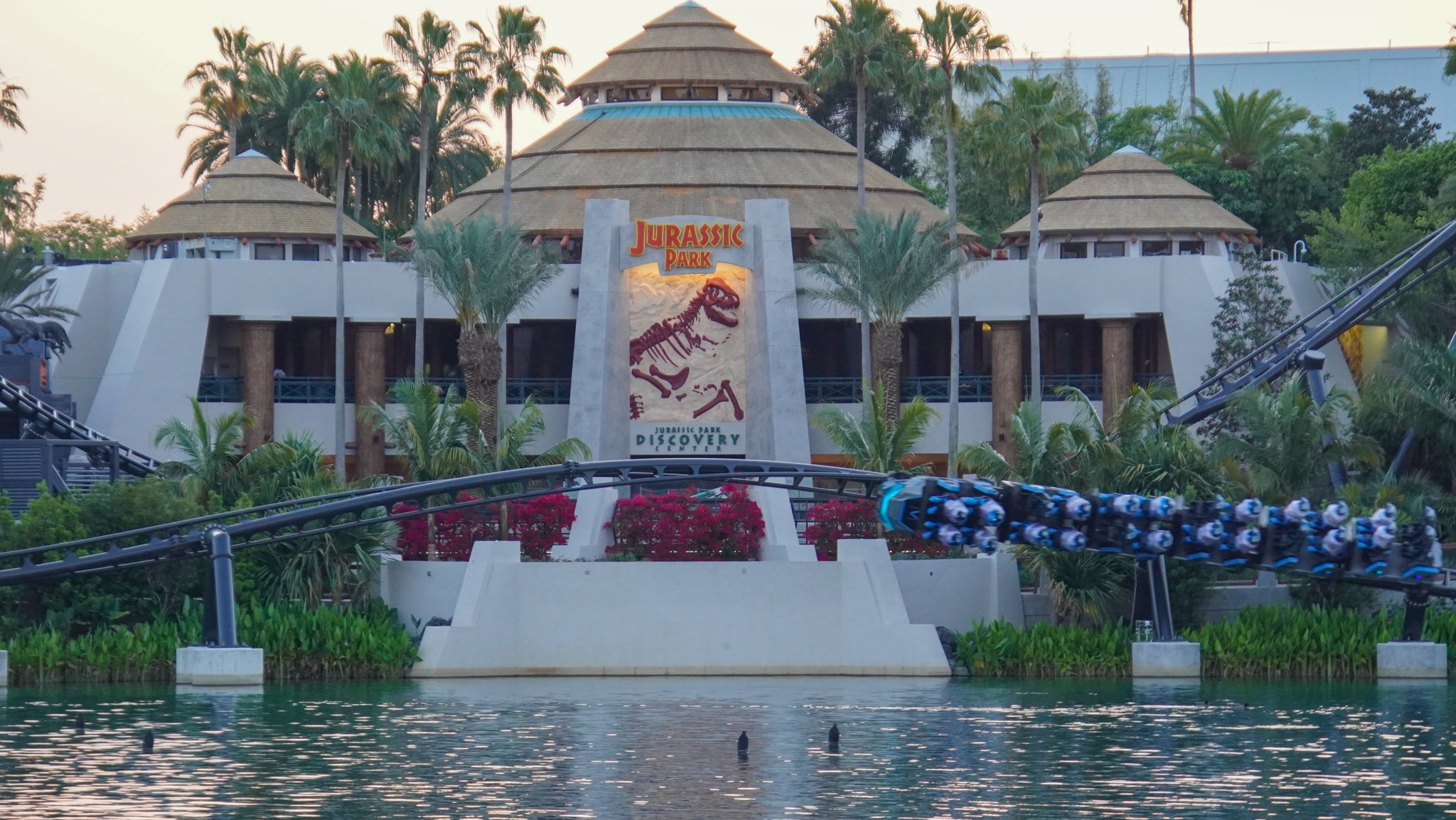 Universal Studios Jurassic Park Discovery Center