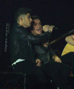 Ziam Hugging
