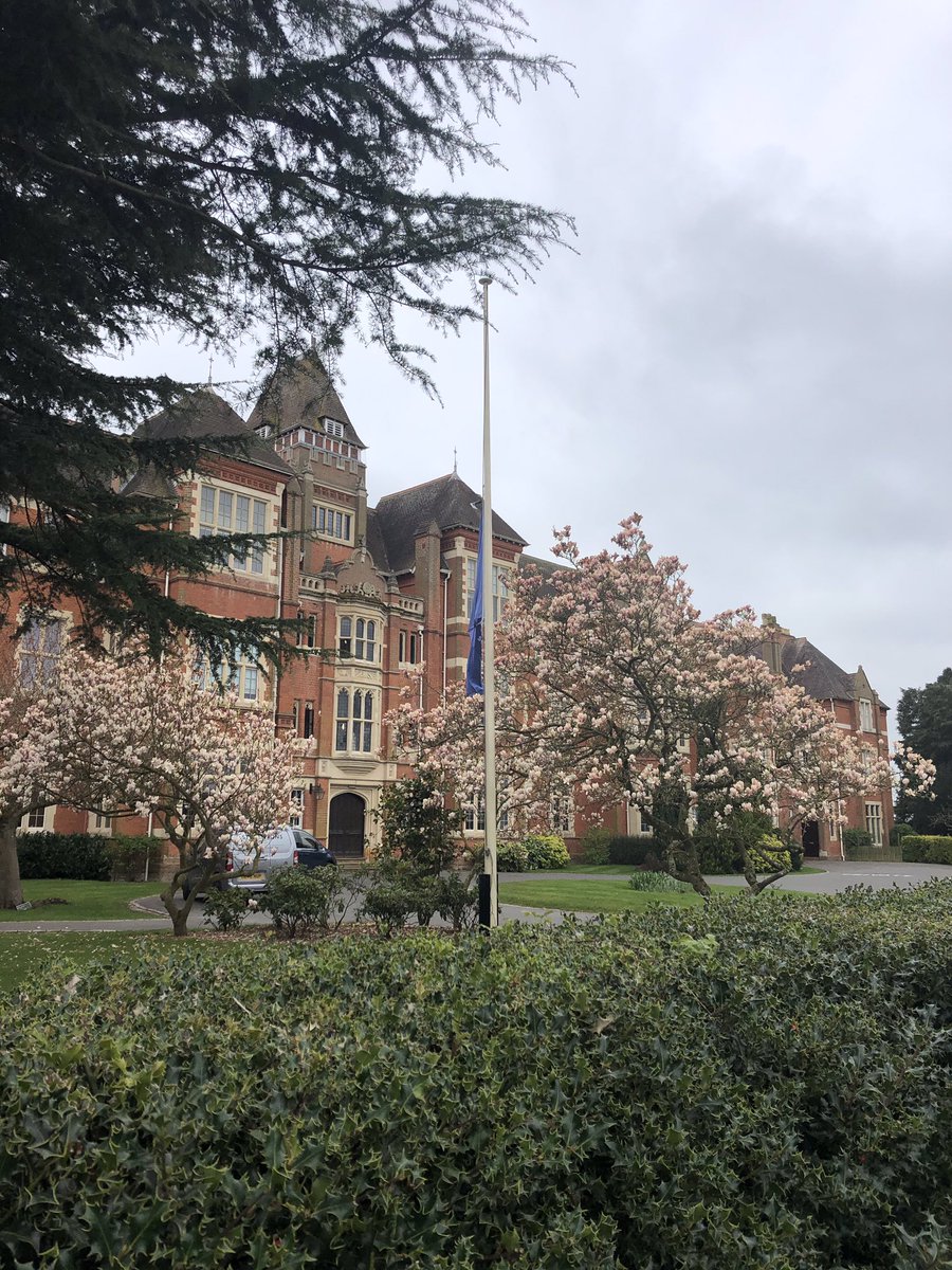 Warwick School - Home