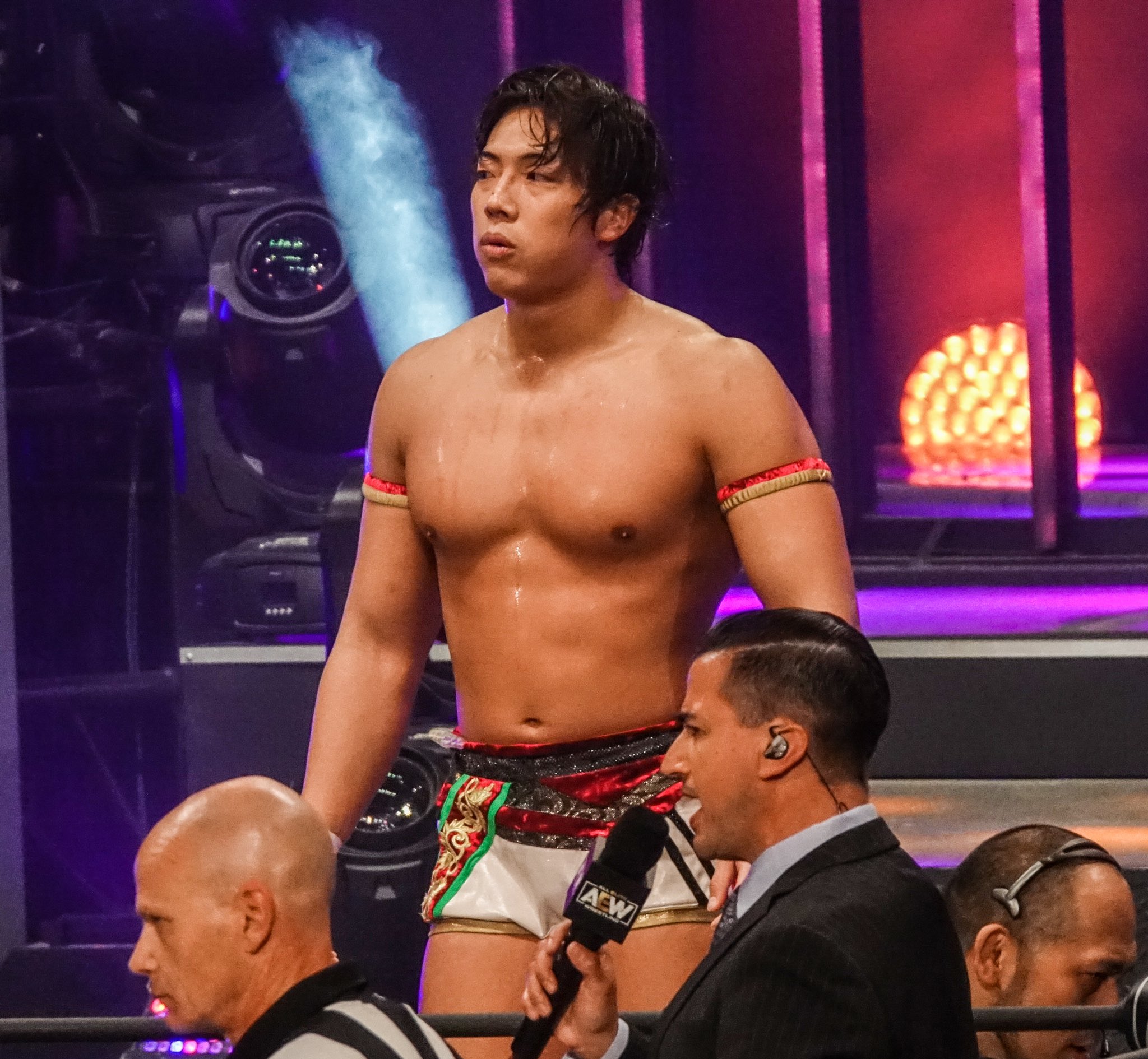 Konsuke Takeshita estará un mes fuera de DDT, apareció en AEW | Superluchas