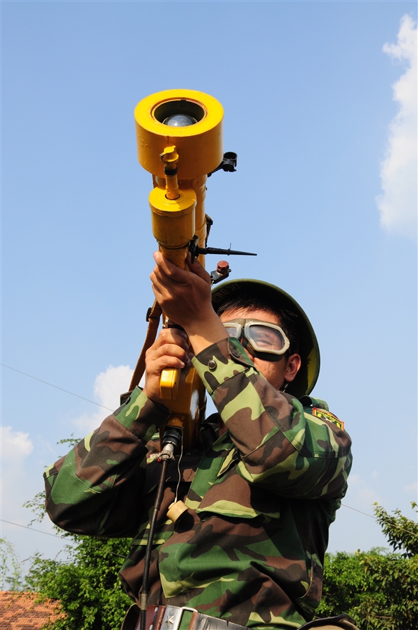 Lee Ann Quann on Twitter: ""Slingshots" Conscripts of Vietnam People Army training with ...