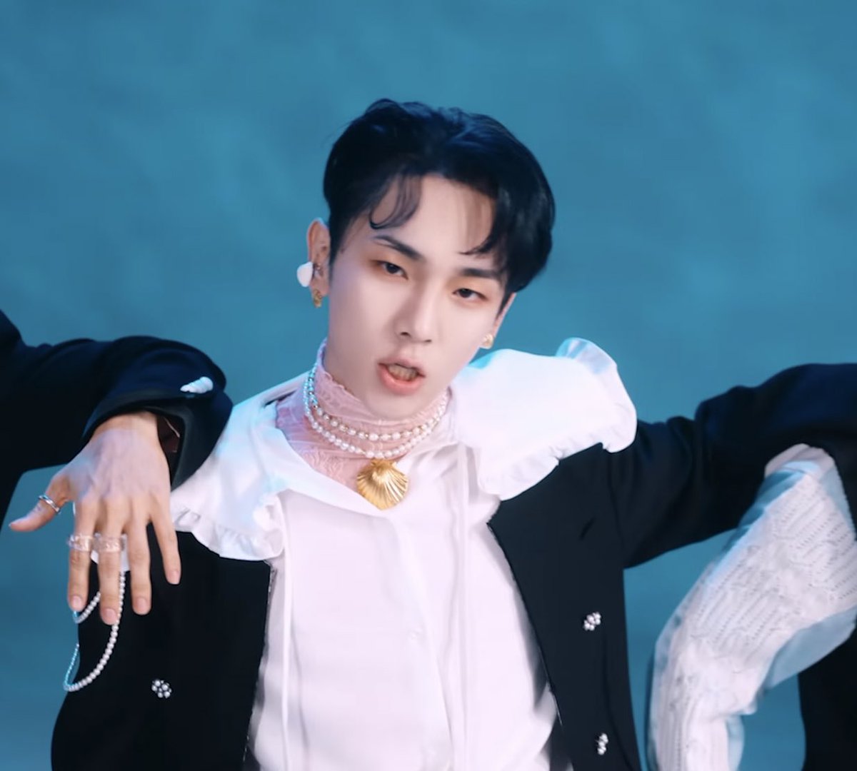 Key Shinee Black Hair