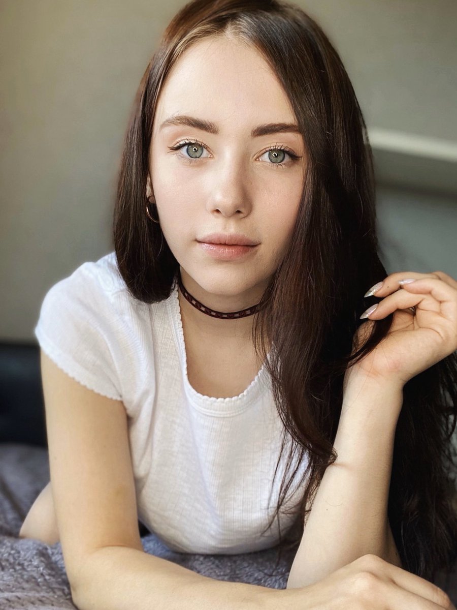 Anna (Arilaviee) สาวหน้าหวาน