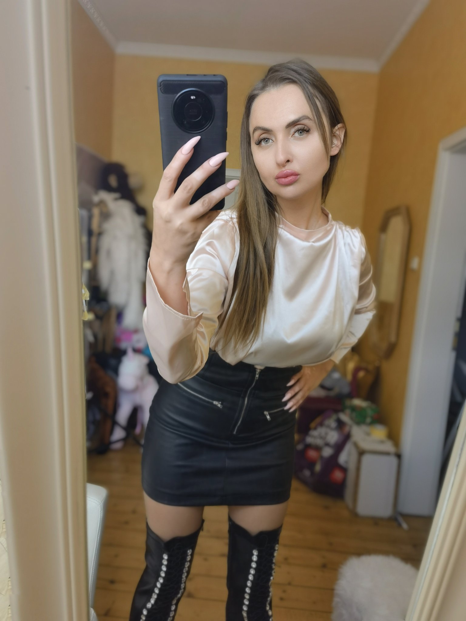 TW Pornstars - Goddess-Lena. Twitter. Subscribe ️. 10:08 PM - 12 Apr 2021