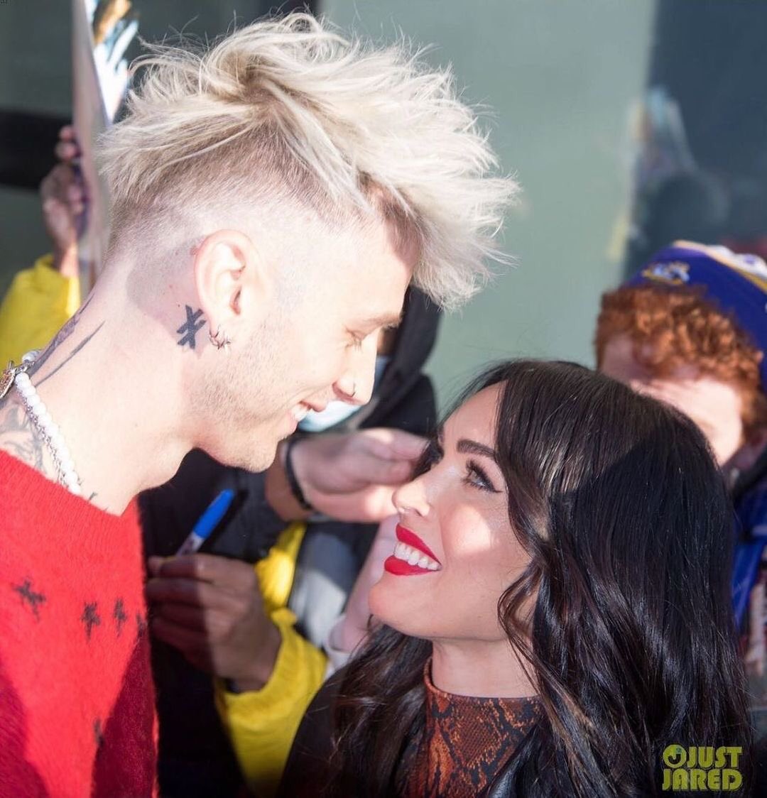 Mgk Hairstyle Mohawk