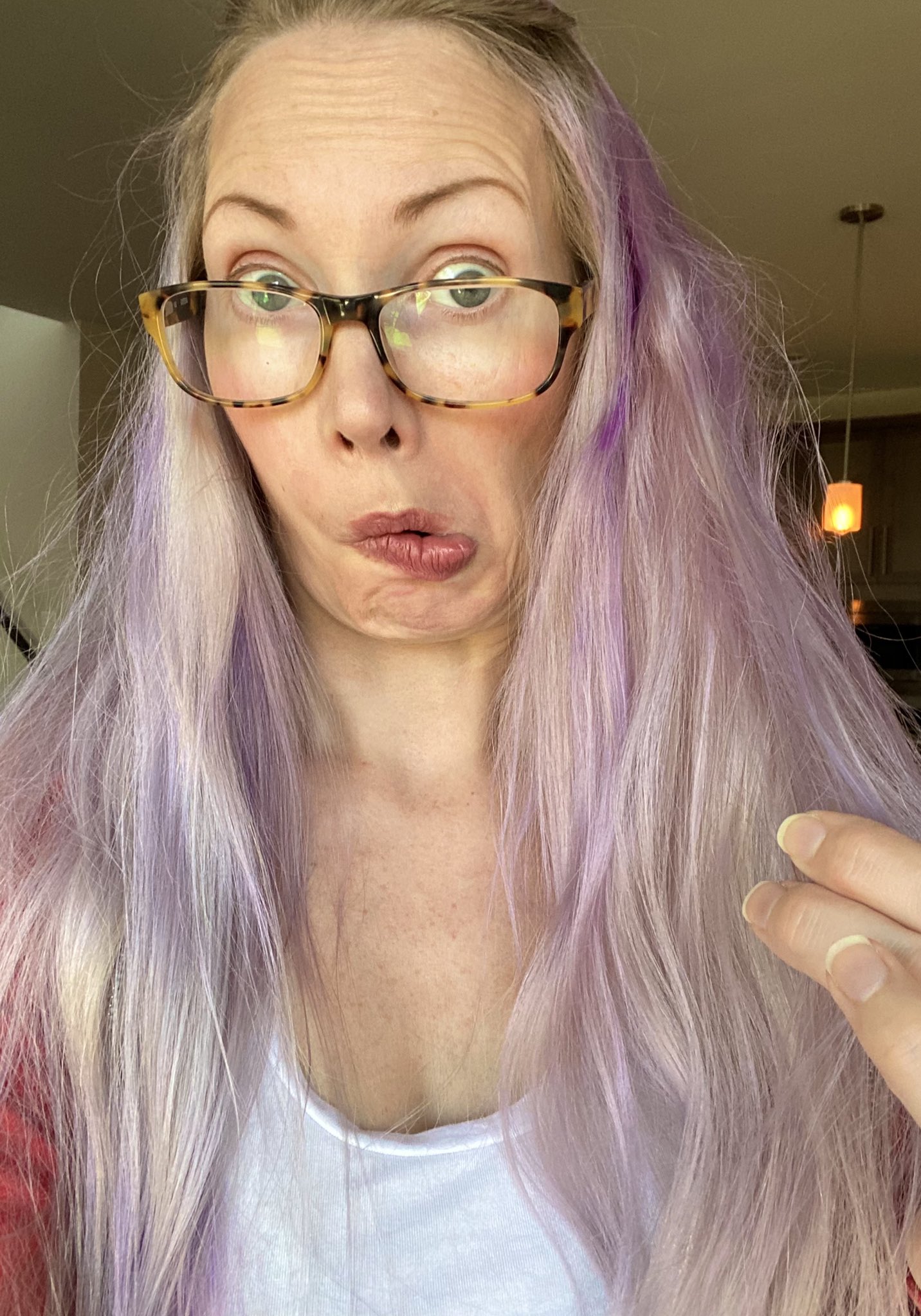 Anna Barlog on Twitter: "Accidentally ended up with purple hair, again... I guess I reached that ...