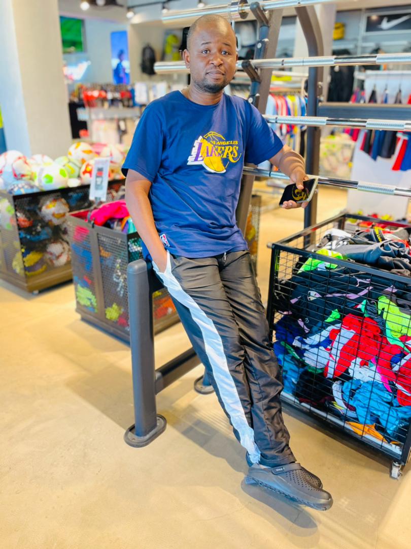 Finish Line Employee Uniform