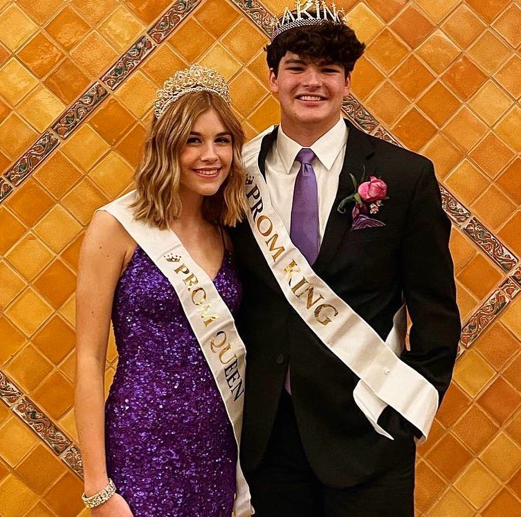 Prom King And Queen Dance
