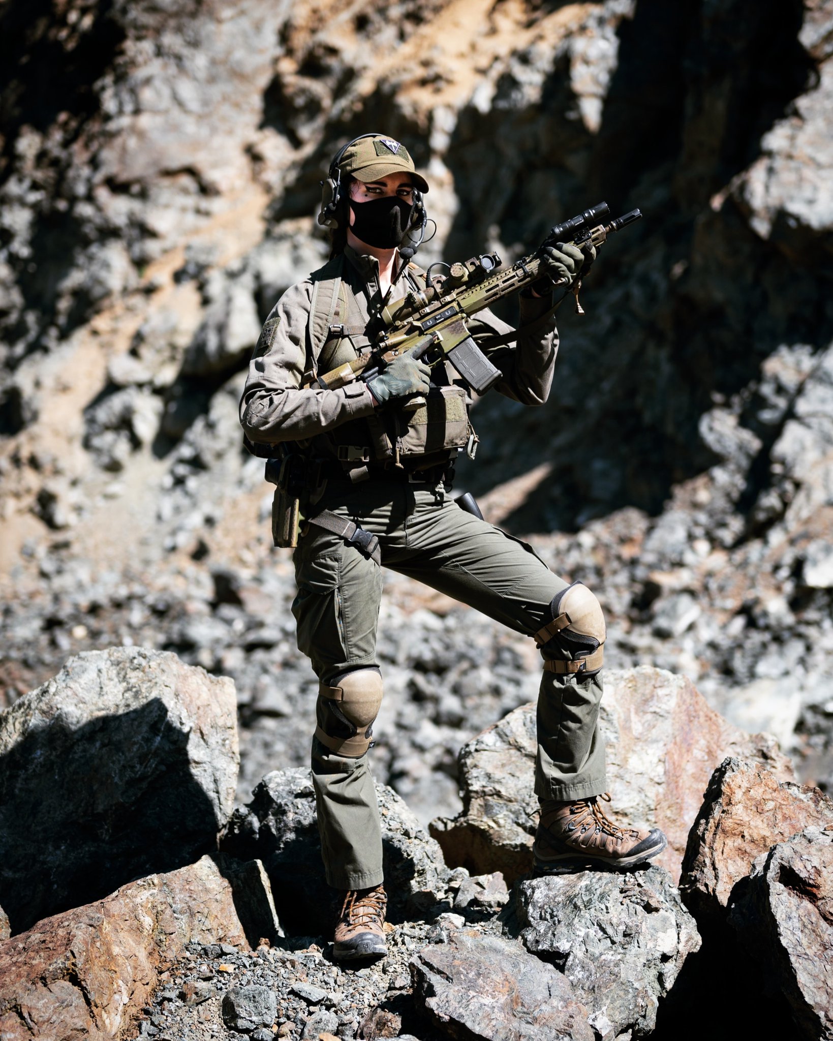 Tacticool Girlfriend on Twitter: "So many rocks. #pewpew #pew #girlswithguns #gungirl #gunsgirls ...