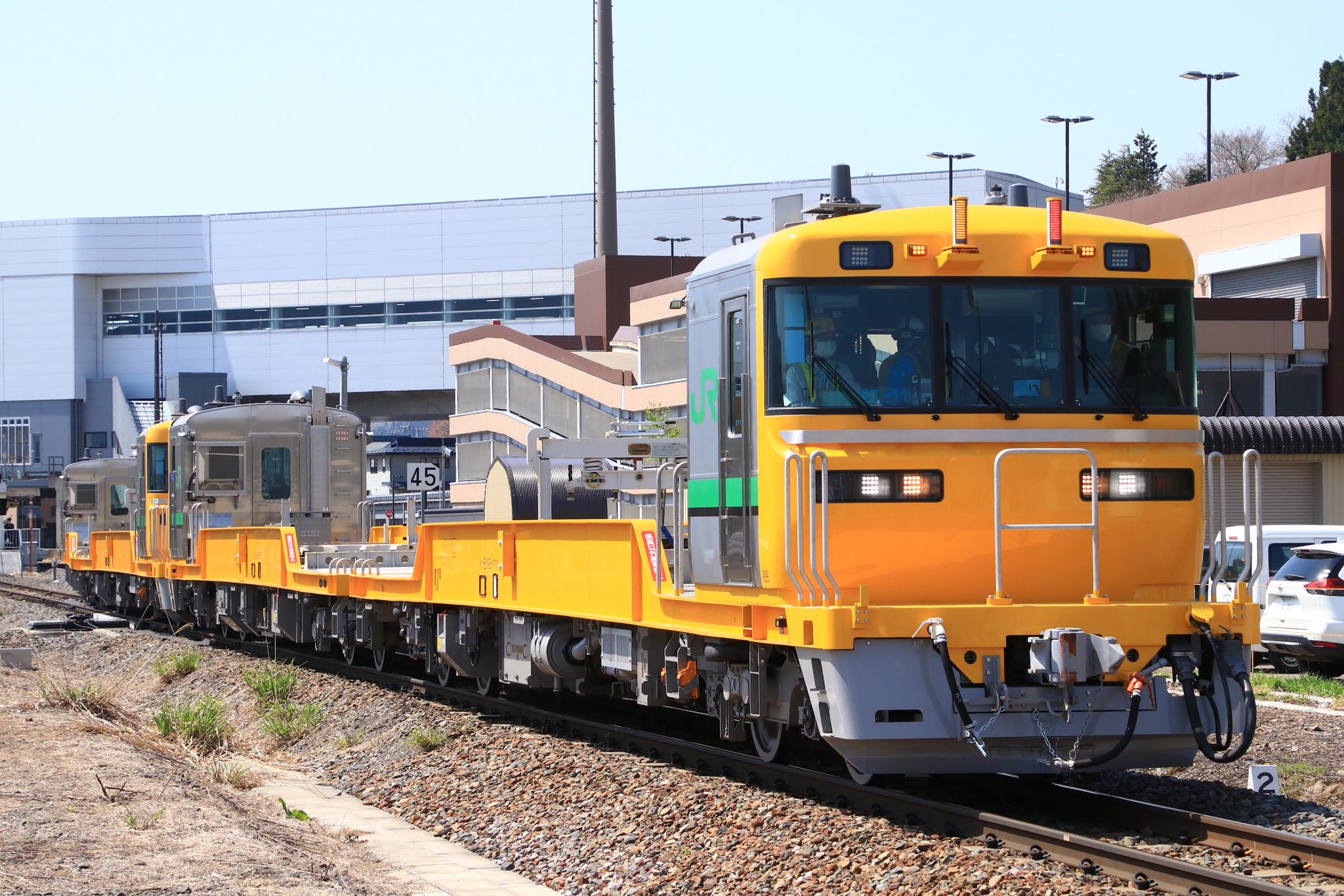 hyama N401編成 on Twitter: "ｷﾔE195系（ST11編成+ST12編成）の飯山工臨を撮影してきました。時間的に追い掛けは厳しいと判断して走行は、蓮－飯山間の一発勝負で