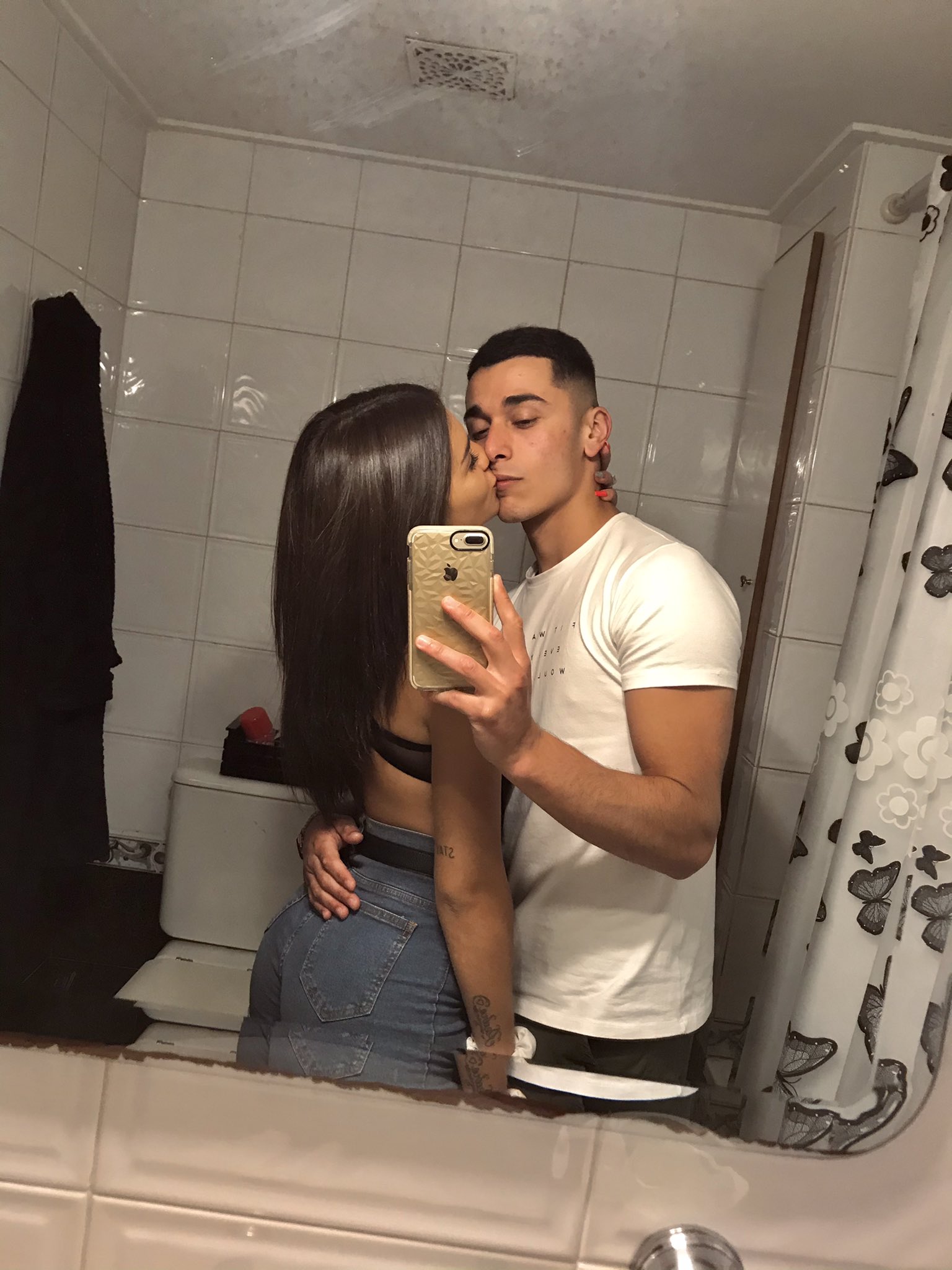 Guada🤍 On Twitter Ni Bola Le Daba Y Ahora Más Amarrada Que La Mierda