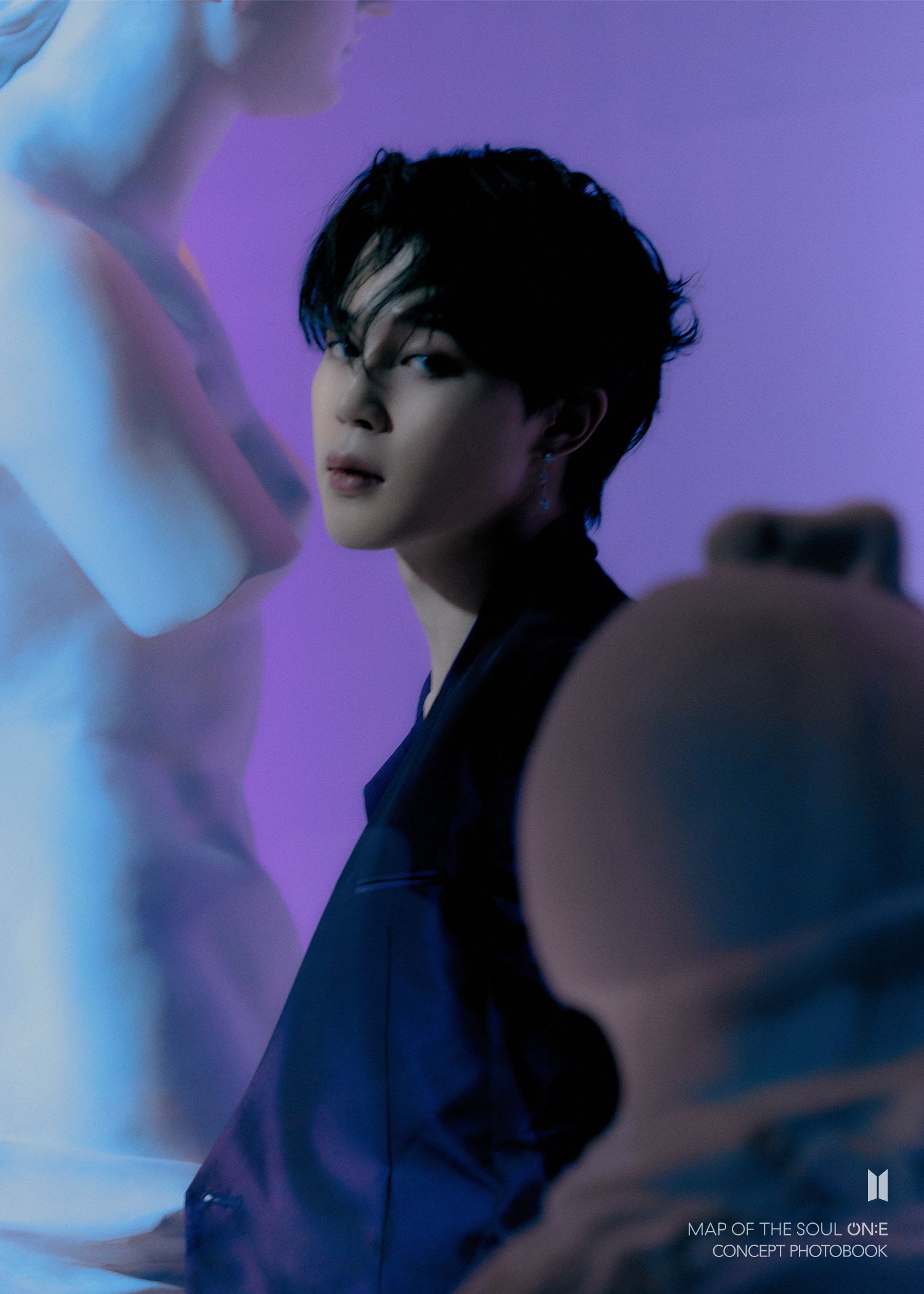 BTS_official on Twitter: "#BTS MAP OF THE SOUL ON:E CONCEPT PHOTOBOOK Preview cuts CLUE VER ...