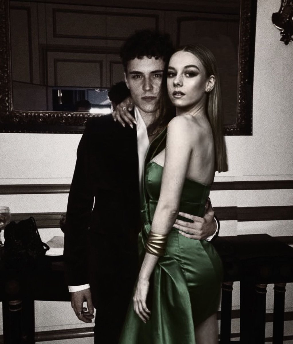 𝐓𝐚𝐲𝐥𝐨𝐫 𝐂𝐨𝐩𝐞 (@CallousSnark) | Twitter