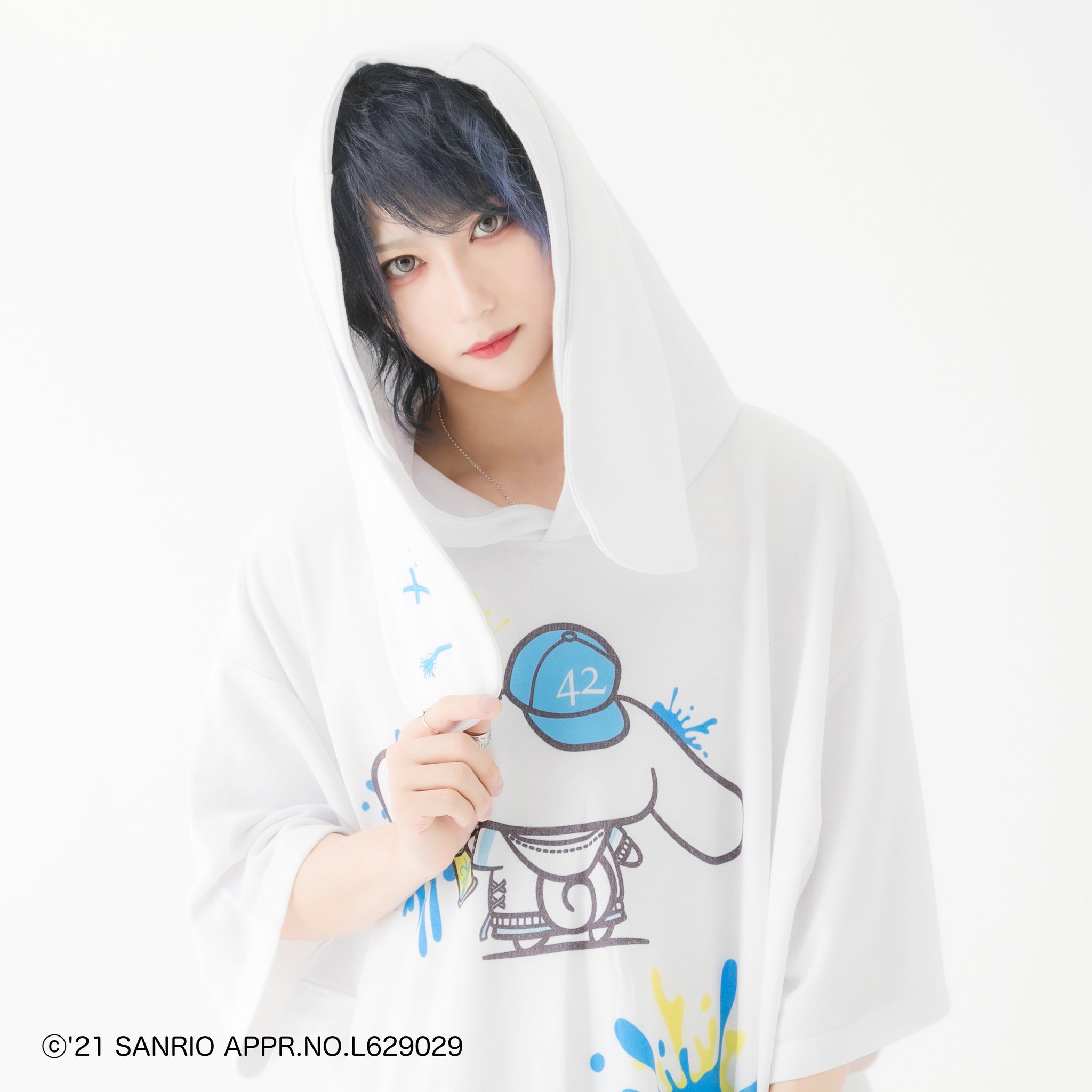 42(FORTYTWO) on Twitter: "【🎉シナモロールとのコラボが決定！🎉】 42×シナモンのコラボ半袖パーカーが4/29(木・祝)より販売開始！ さらに4/29よりラフォーレ ...