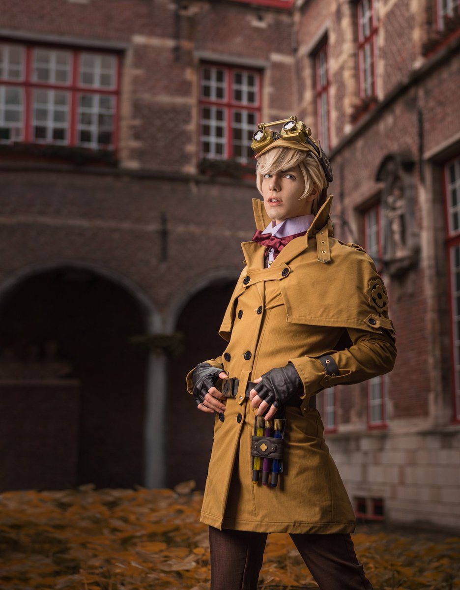 Sherlock Cosplay