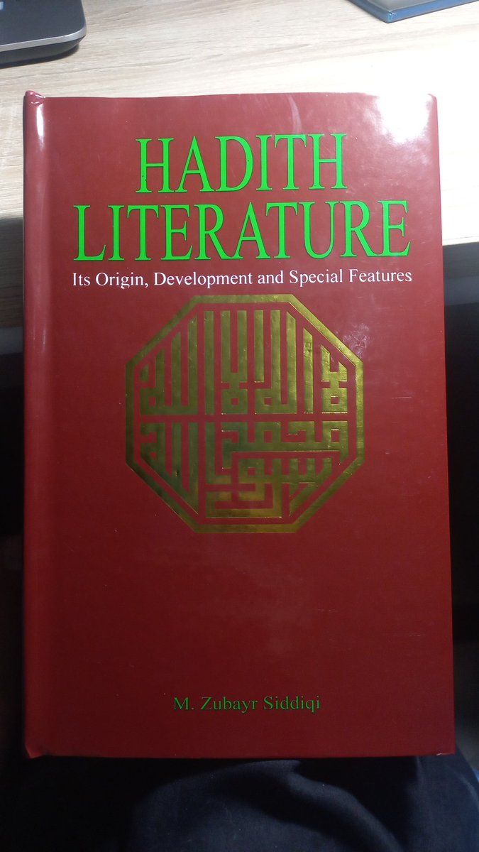 A short collection of books on Hadith Sciences 🧵: —Mustafa Azami ...