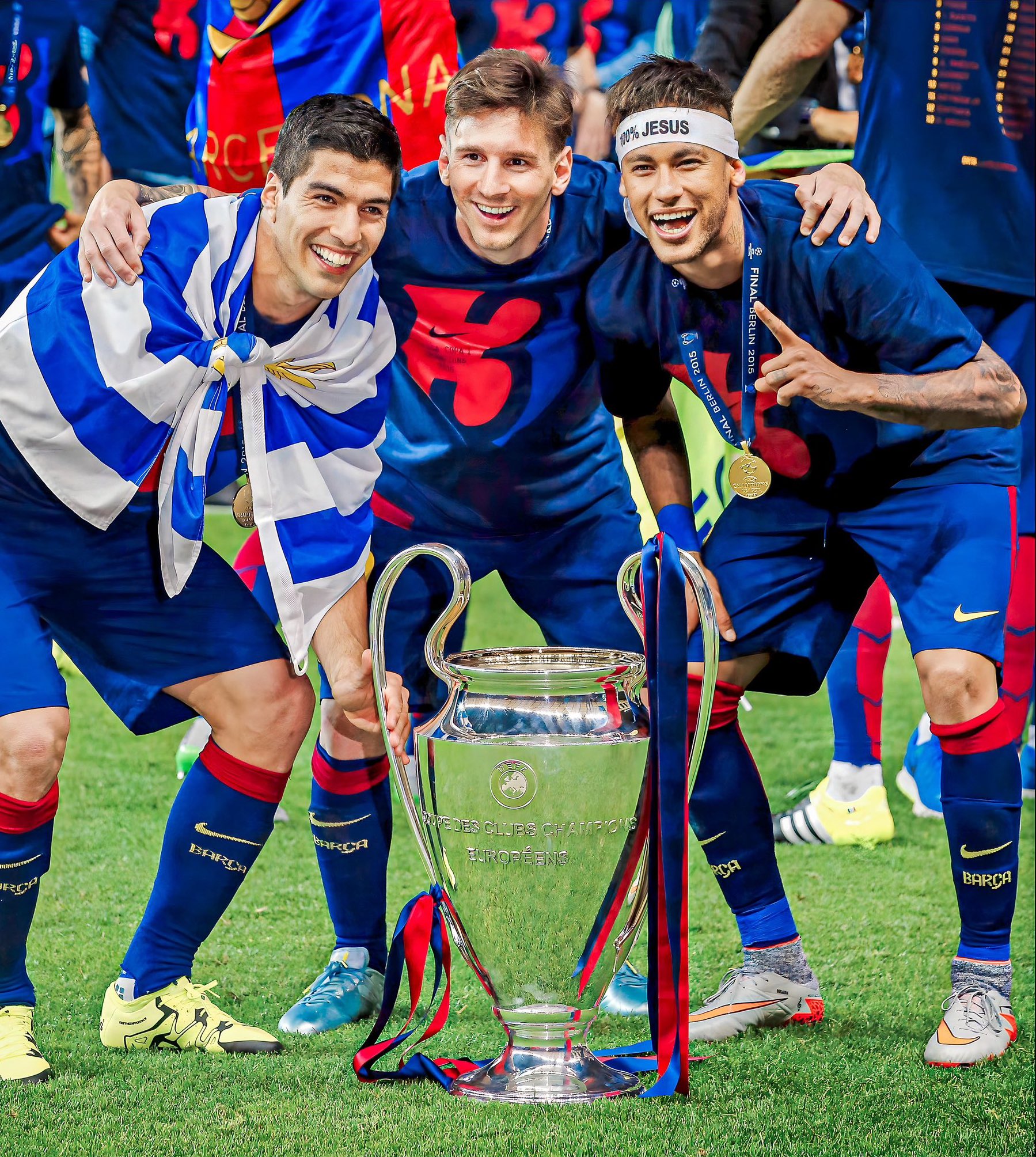 Neymar With Messi Celebration EFootball™ BRINGS LEGENDARY TRIO MSN