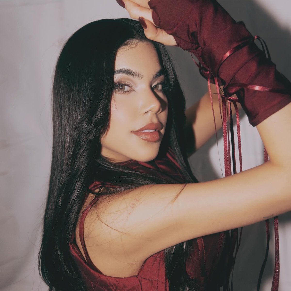 Ruth Garay's Instagram, Twitter & Facebook on IDCrawl