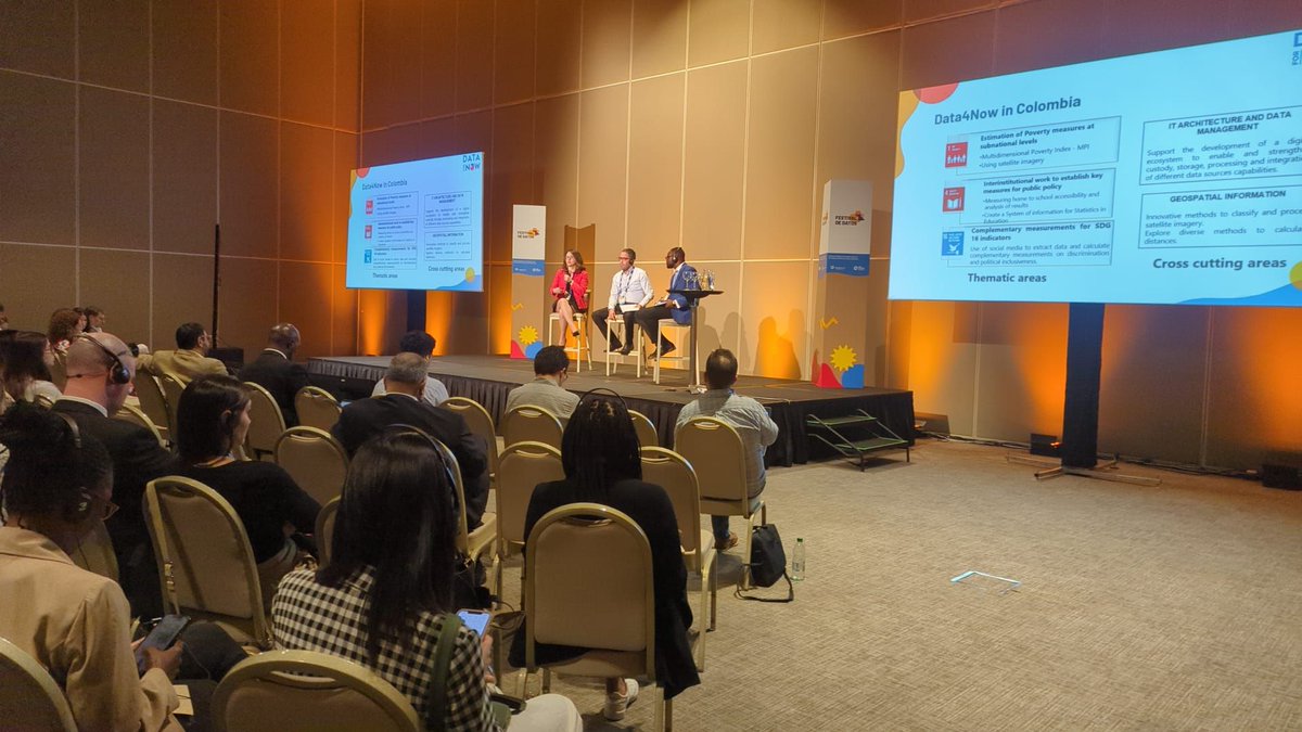 Public Policy Vs Public Administration : Exploring the Key Differences