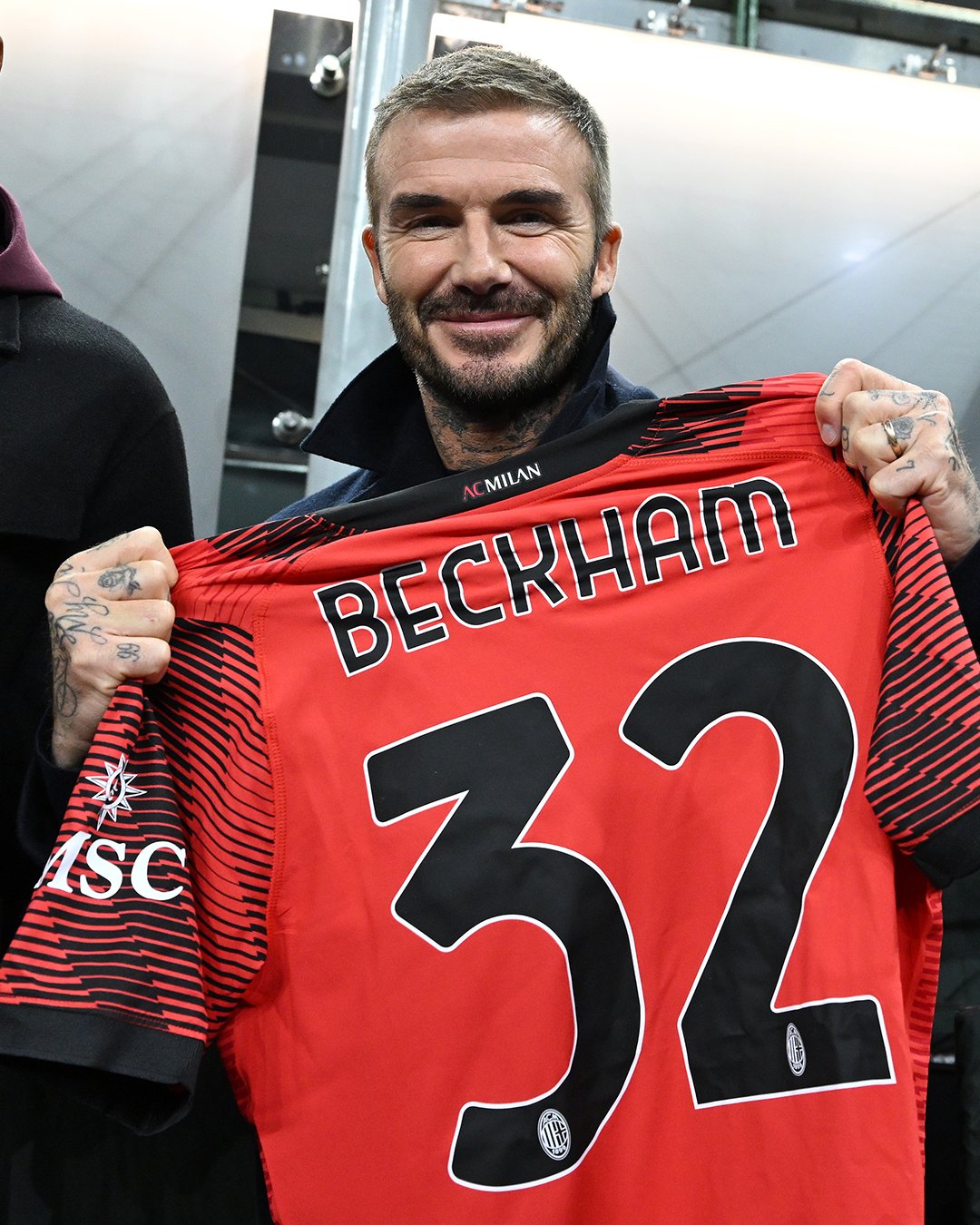 David Beckham Pelo Corto Ac Milan Hola Cules
