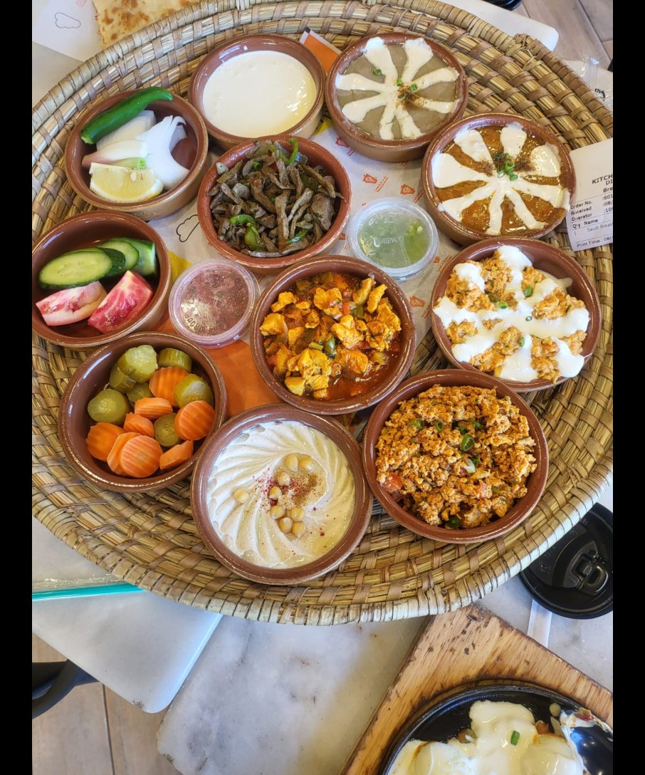 Saudi Arabian Breakfast Foods All The Top Traditional Saudi Breakfast