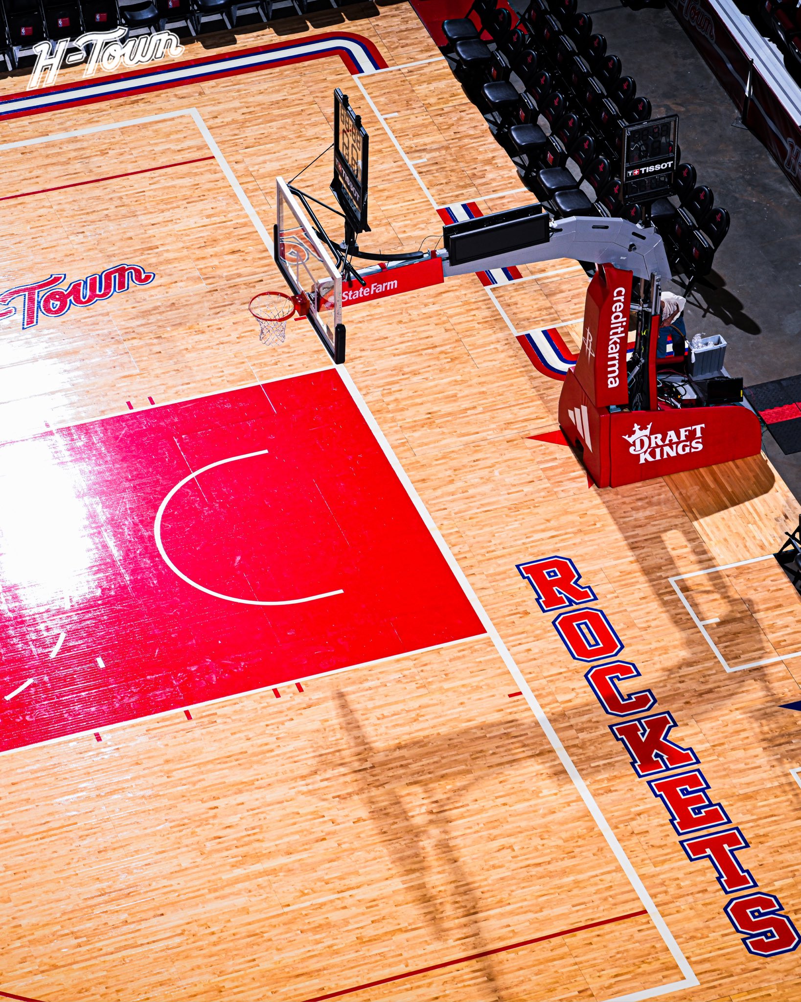 Rockets court for tonight