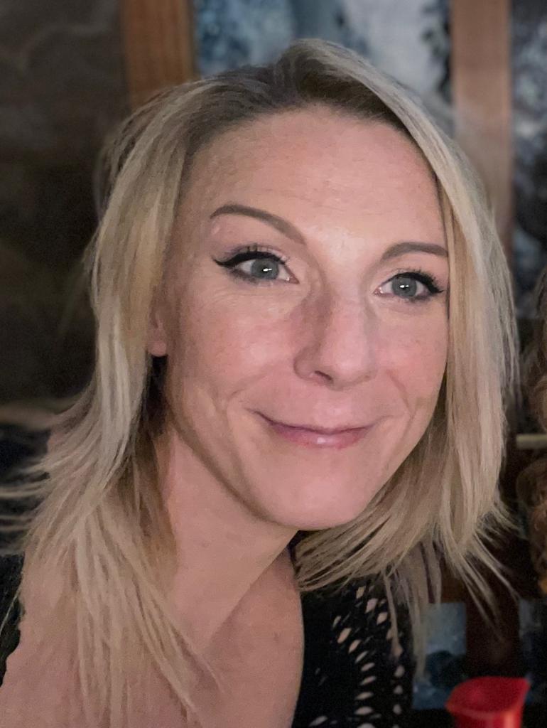 Sara Doyle's Instagram, Twitter & Facebook on IDCrawl