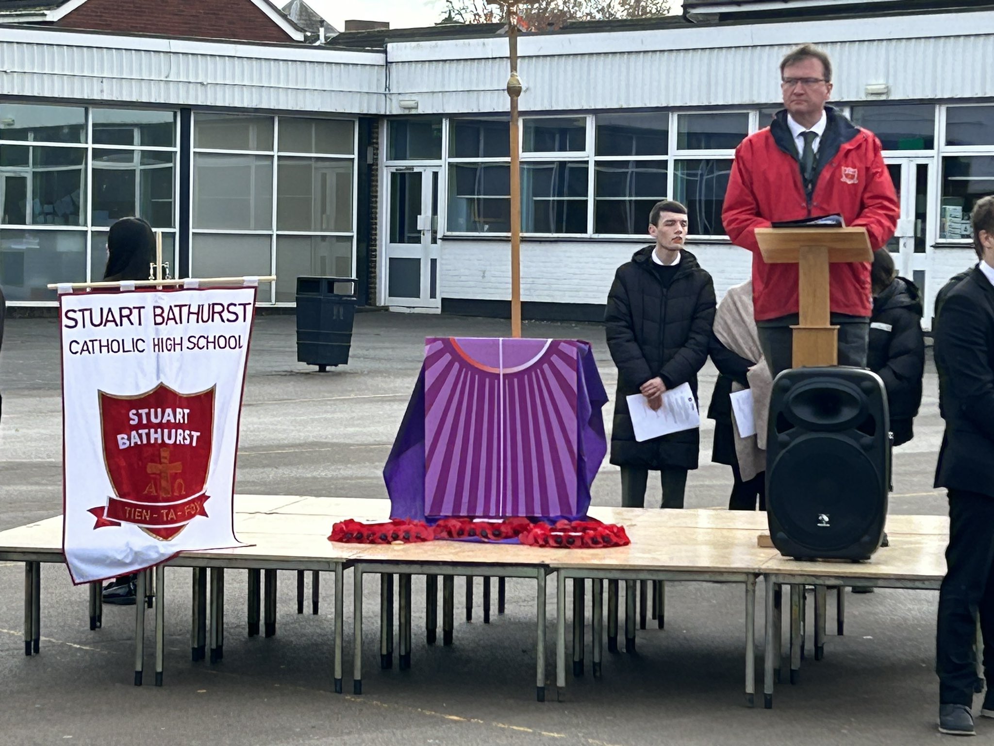 Stuart Bathurst Logo