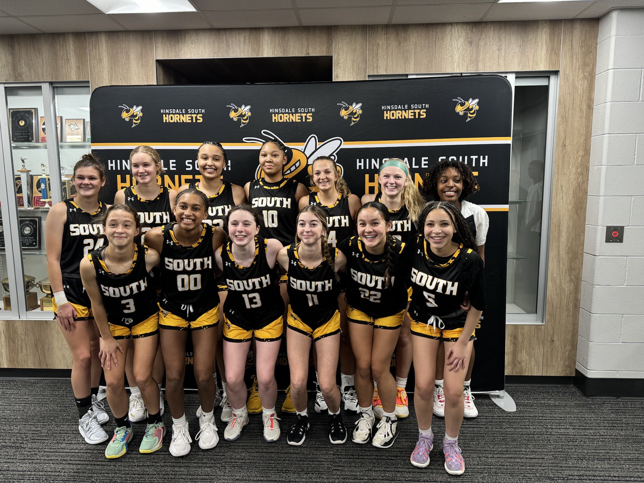 Hinsdale South Basketball 21