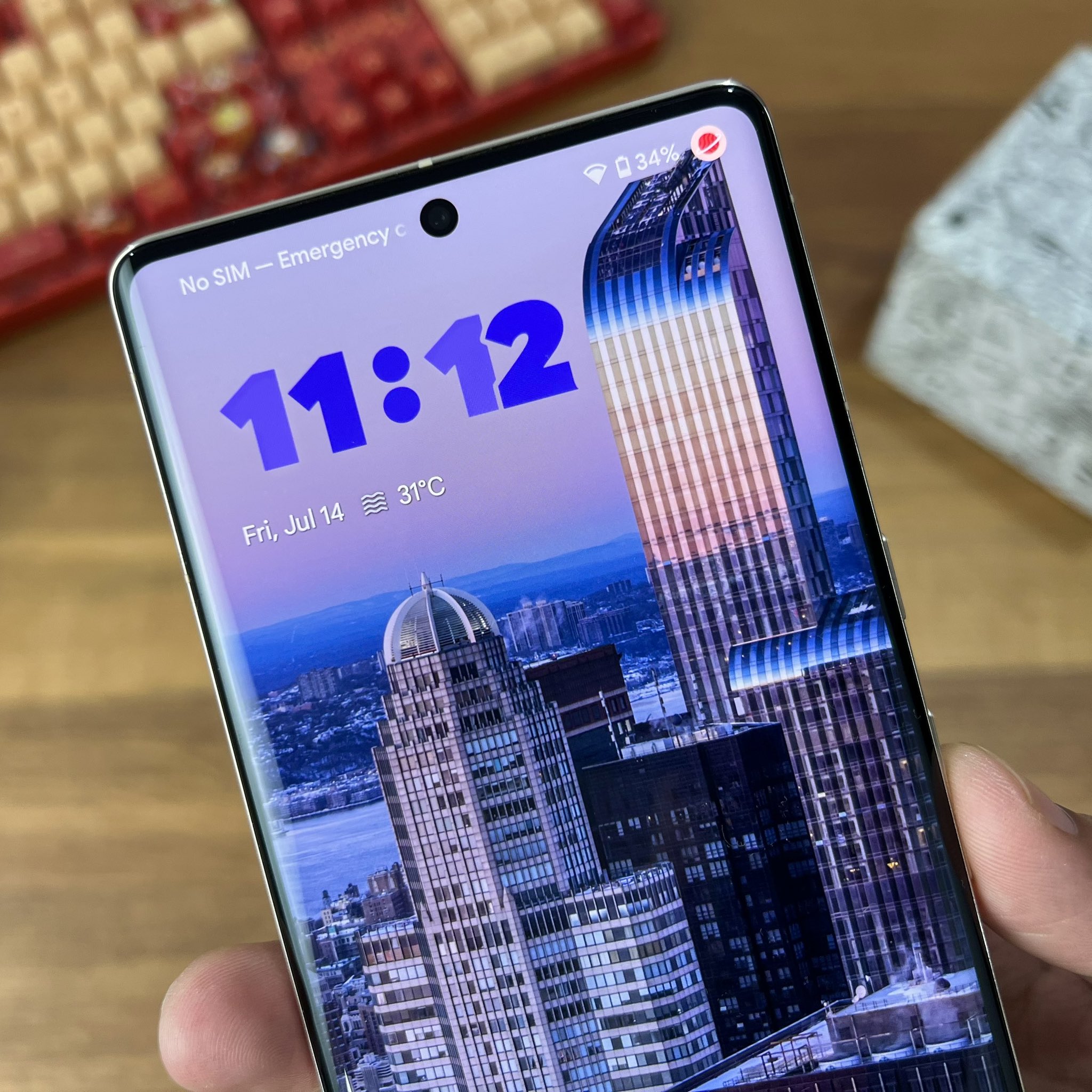 TechDroider on Twitter: "Google Android 14 LockScreen https://t.co/moBkDoM7Kp" / Twitter