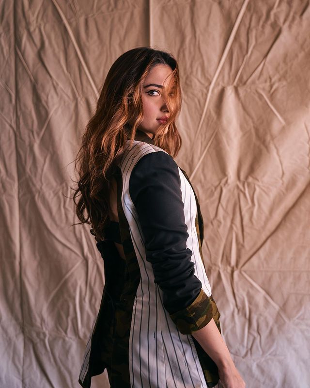 Miss B fan(Tammu fan😘 ️) on Twitter: "Tammy 'The Stylish Queen 👑' #Tamannaah #TamannaahBhatia"