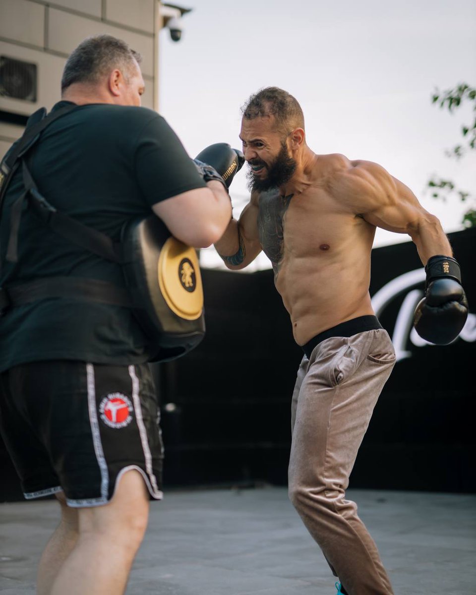 Morpheus on Twitter: "GM"