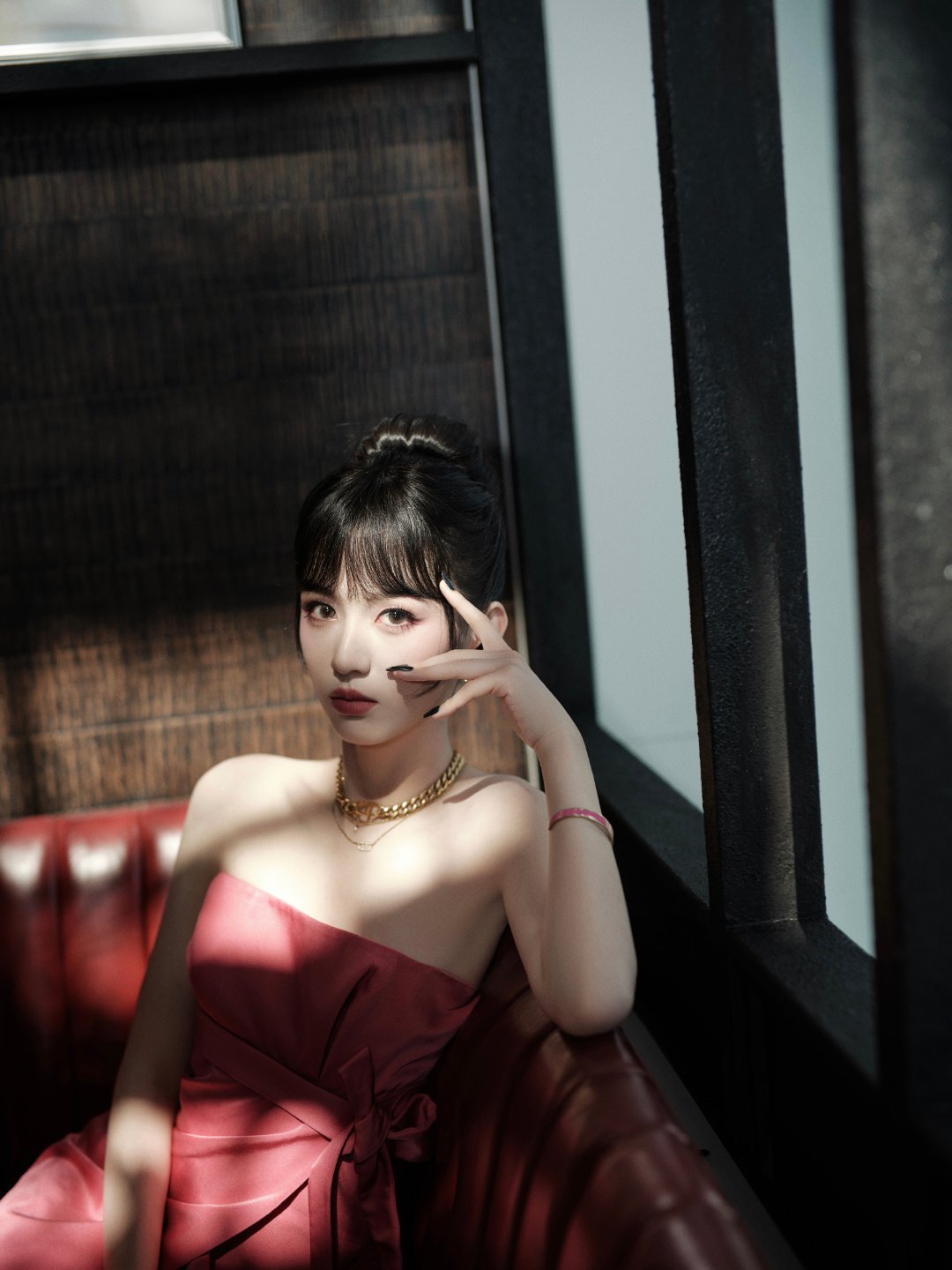 CNent on Twitter: "#ZhouYe for Dior AW2023 show in Shenzhen More snaps - https://t.co/5KeOdR6bsX ...