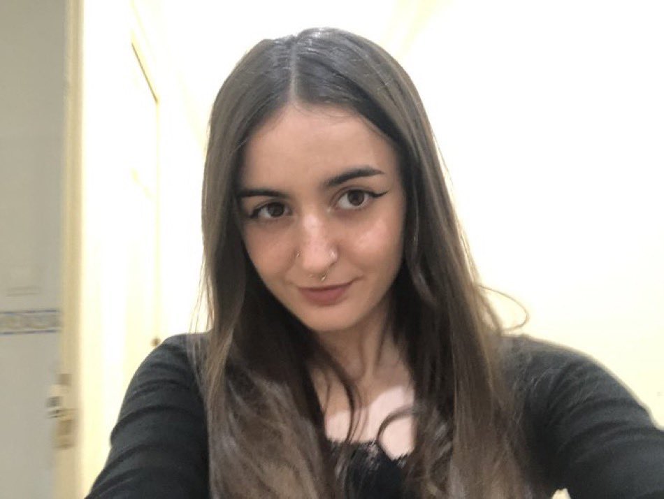 ricky on Twitter: "qué dice la macu de aída? https://t.co/tzTkeEf25i" / Twitter