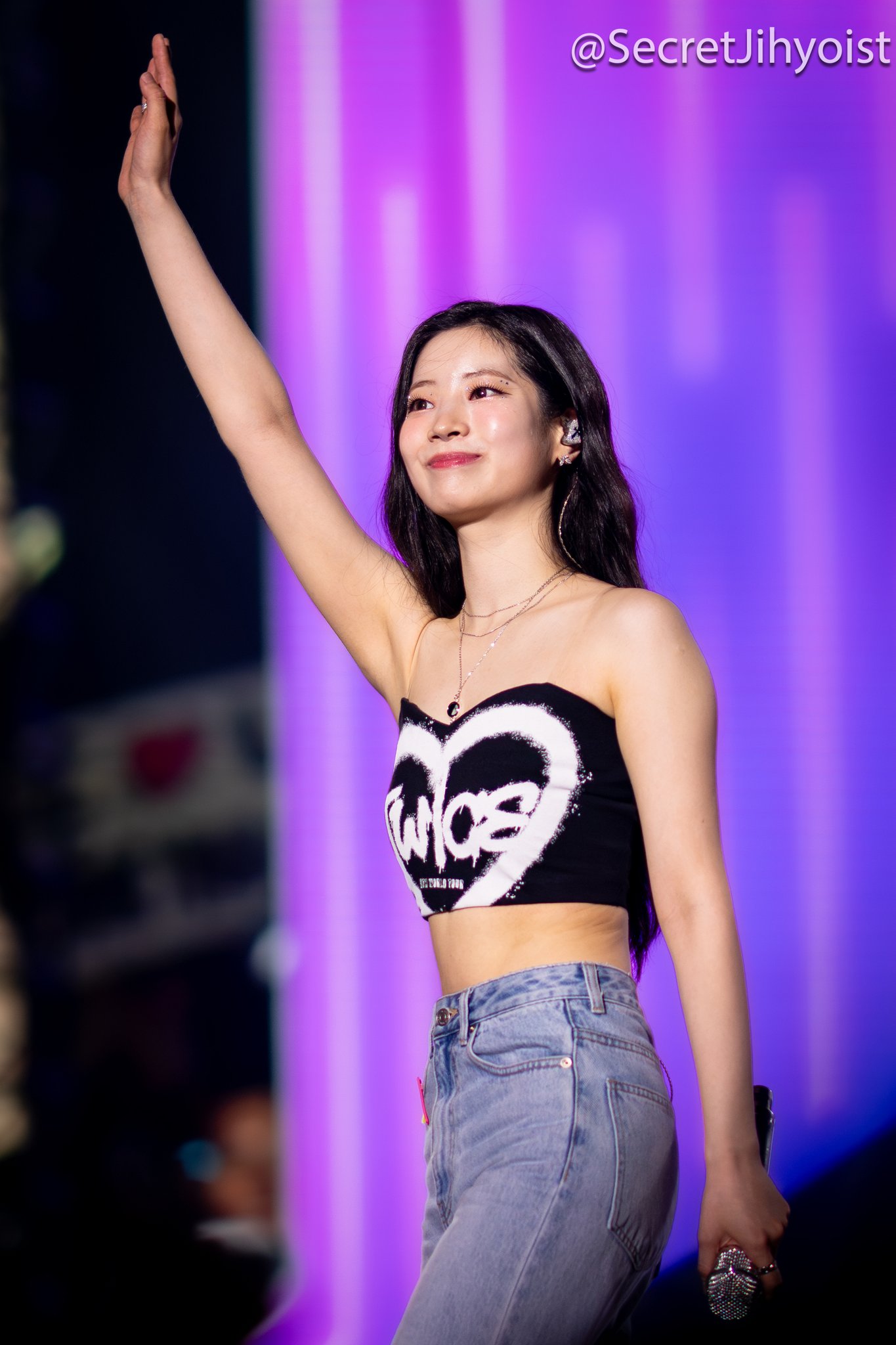 duguya on Twitter: "#TWICE #트와이스 #READYTOBE #TWICE_5TH_WORLD_TOUR #TWICEatMETLIFE #TWICE_5TH ...