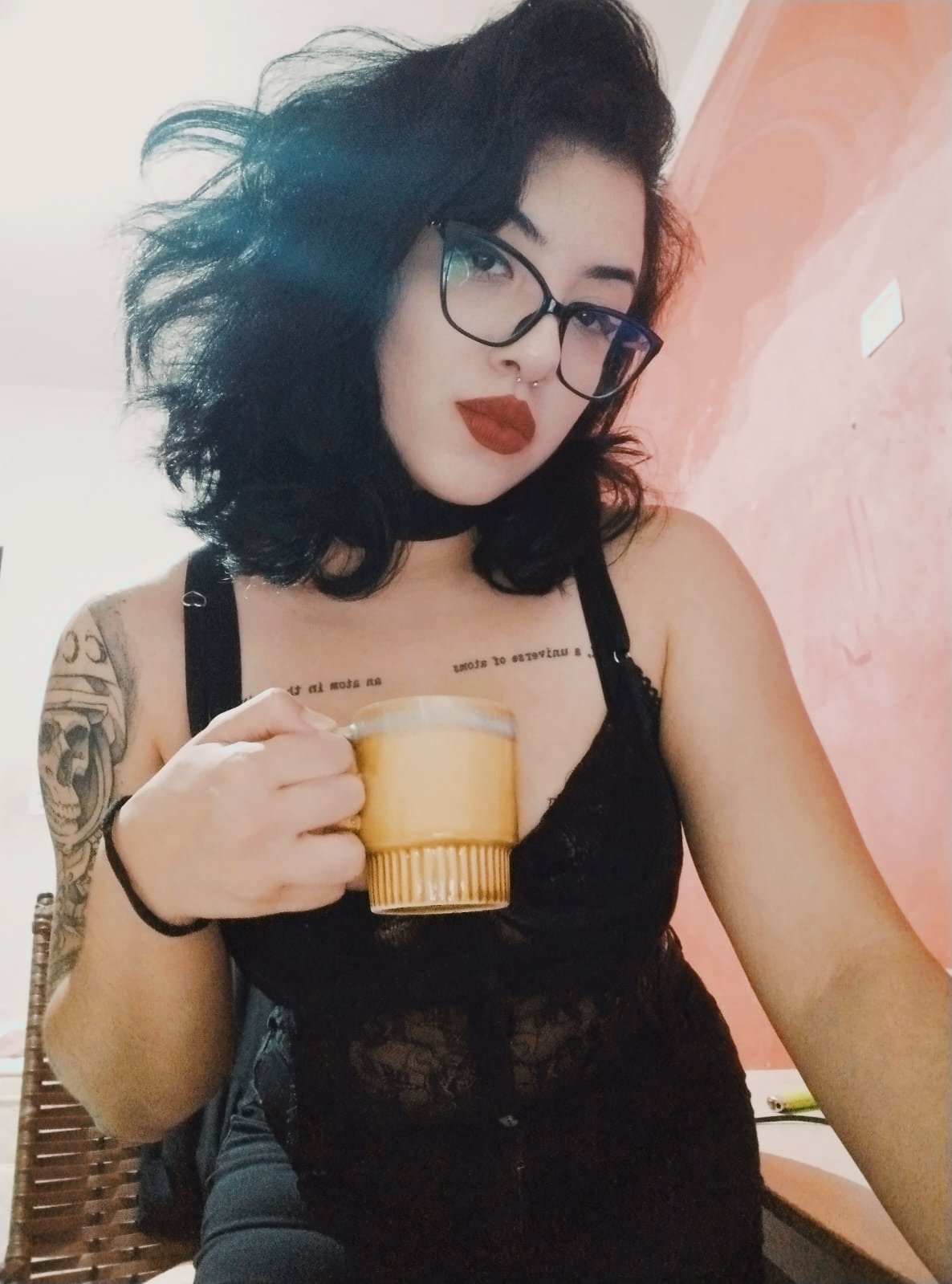 Rafa ☭ on Twitter: "Vai um cafezinho aí, filho da puta? https://t.co/ekGpc6TL2E" / Twitter