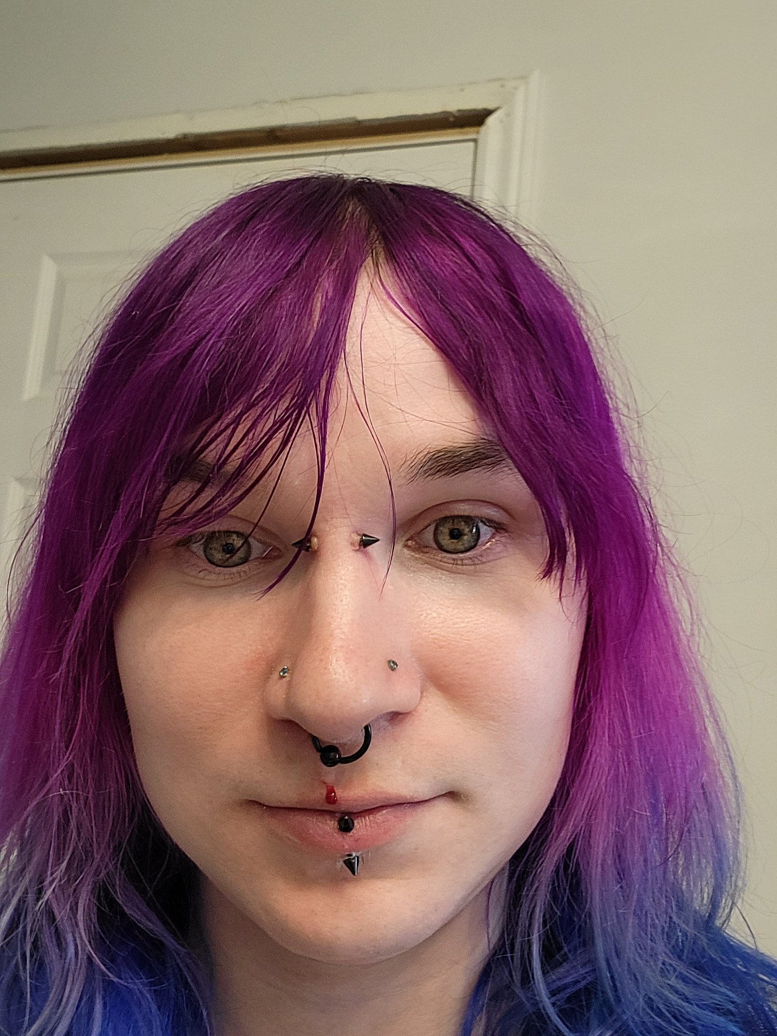 UltraViolet 🏳️‍⚧️ (Monster Girl Arc) 🔞 on Twitter: "Lol I cut myself again https://t.co ...